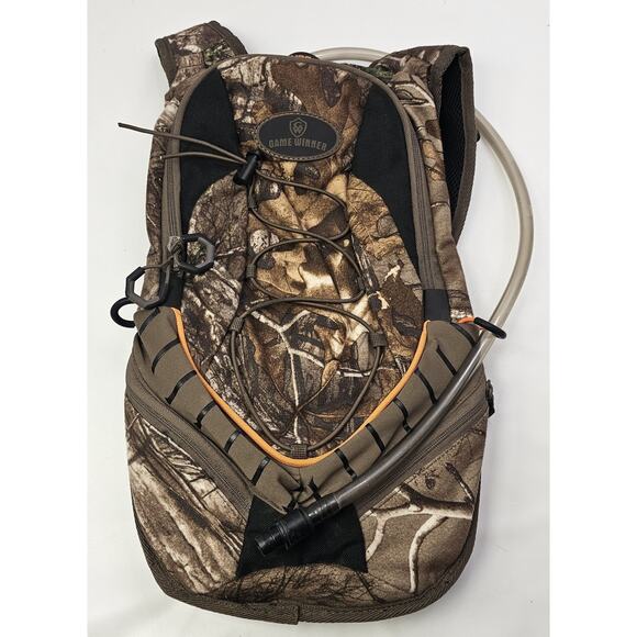 Game Winner | Bags | Game Winner 2l Hydration Camo Backpack Adjustable ...
